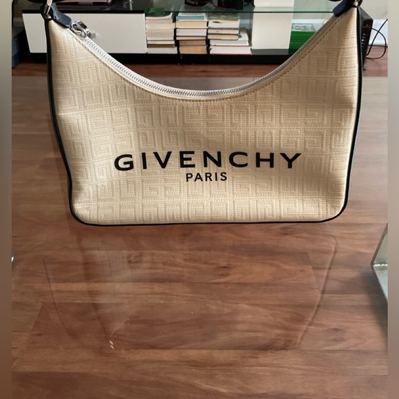 Givenchy | Bags | Givenchy Purse 0 Authentic And In Great Condition ...